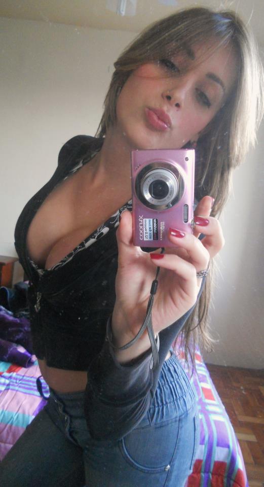 Melissa Broliatto Cleavage Selfie Ilovebrownandasianpussy