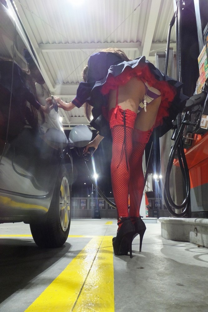 Crossdressing Terrorism At Gas Station Photo 6