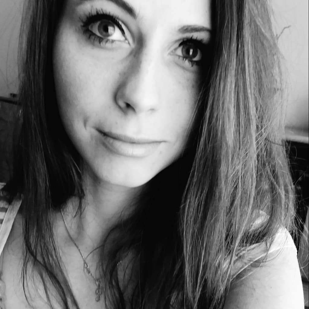 Sexy Holky Photo 36