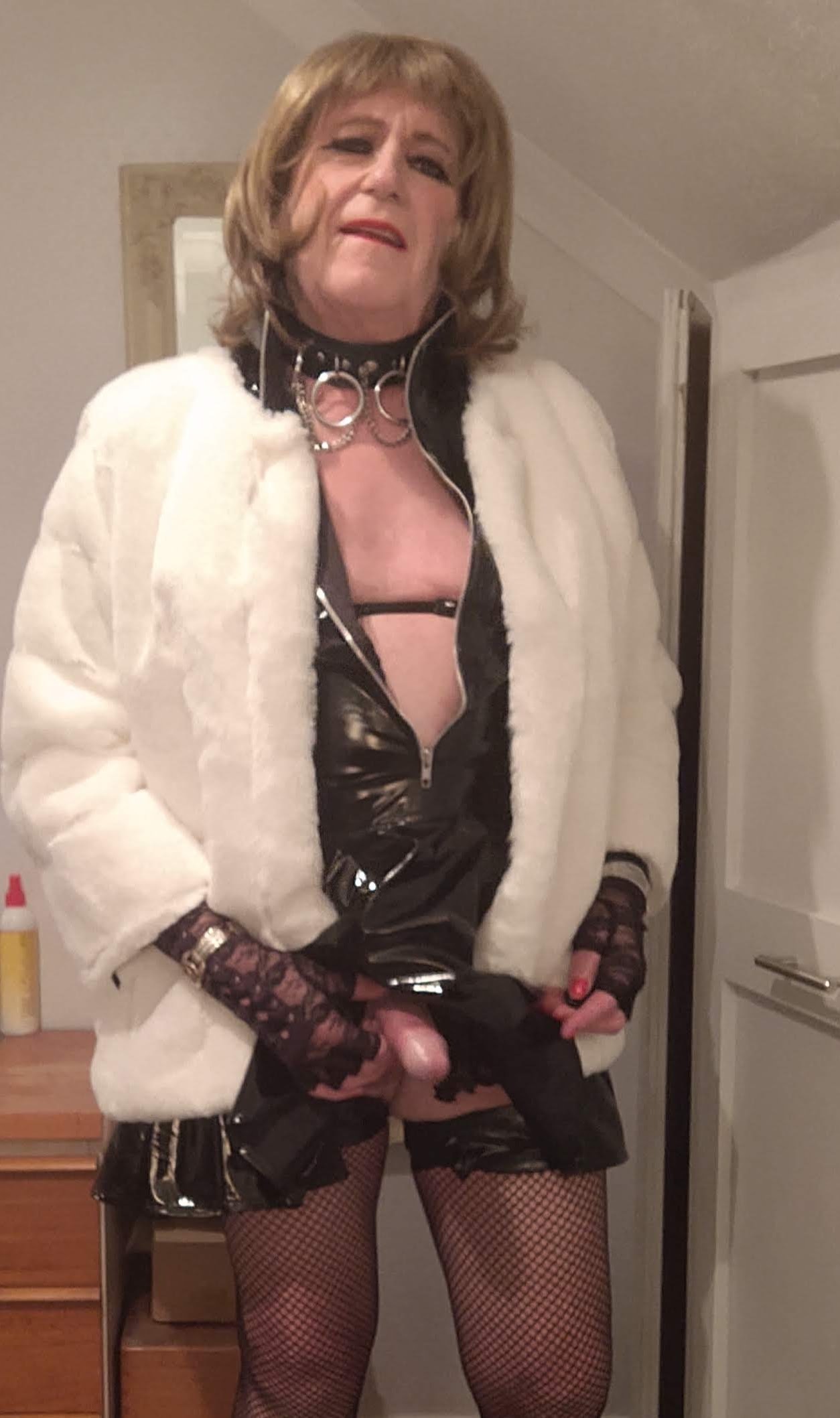 Mature Tv And Cd 169 Photo 19
