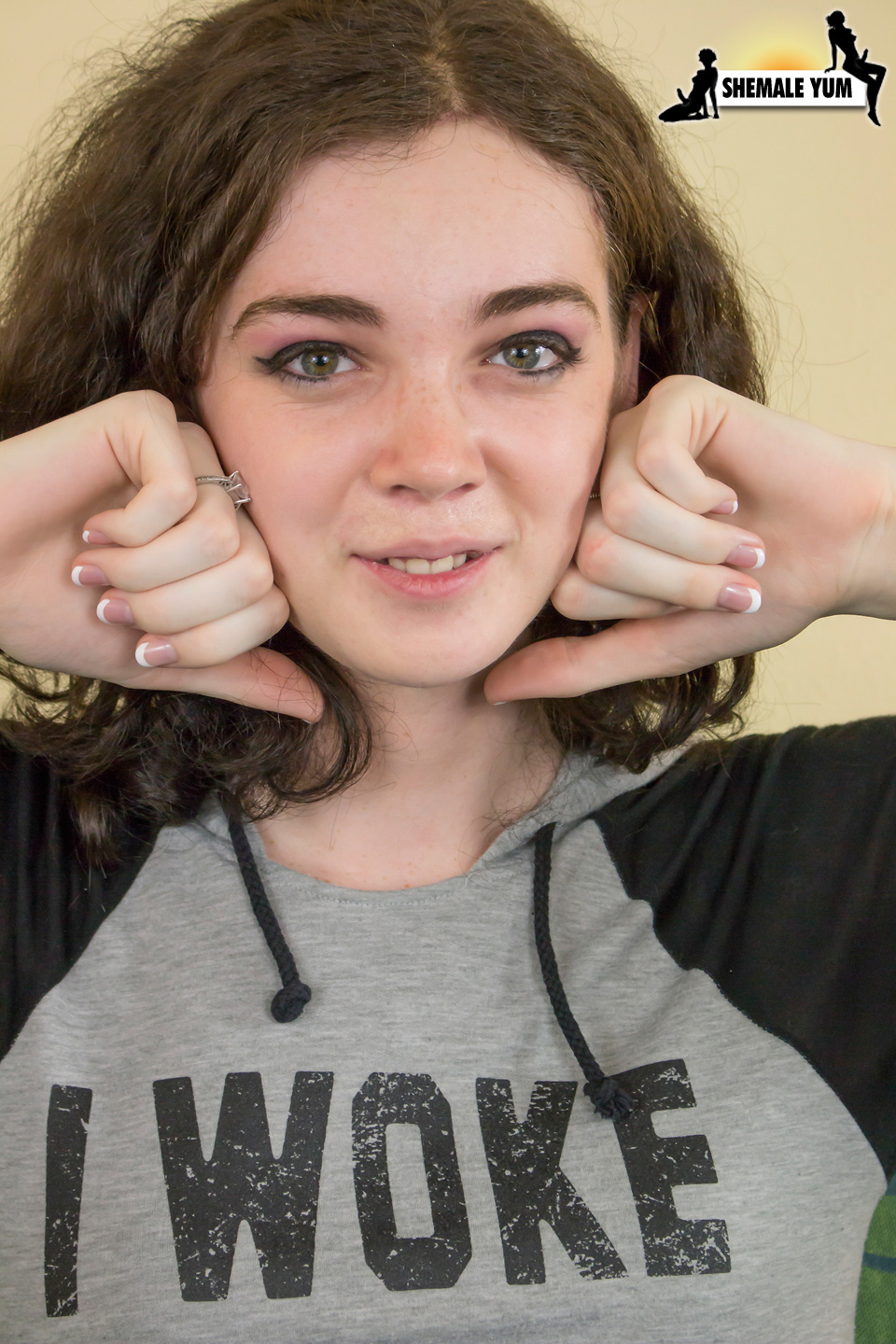 Sasha Skye Photo 18