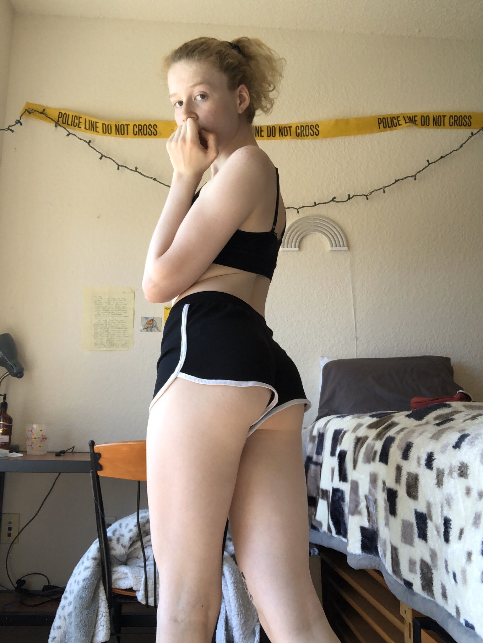 Allie Photo 37