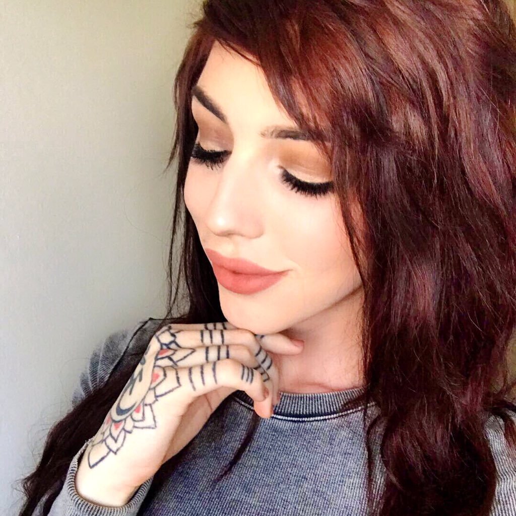 Annabelle Lane Photo 35