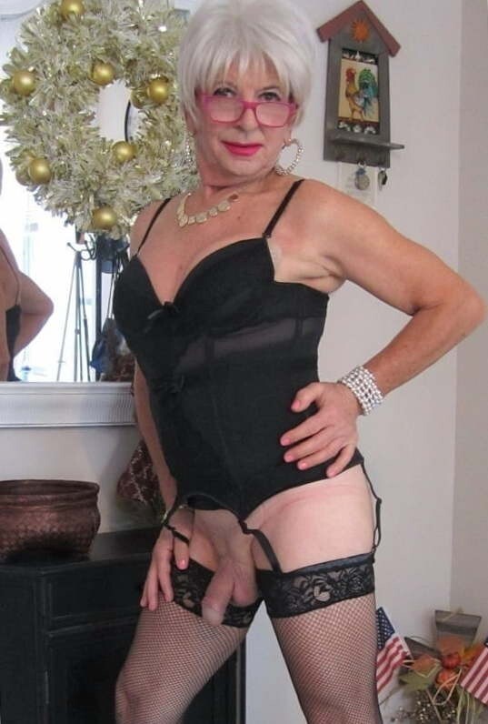 Mature Tv And Cd 277 Photo 26