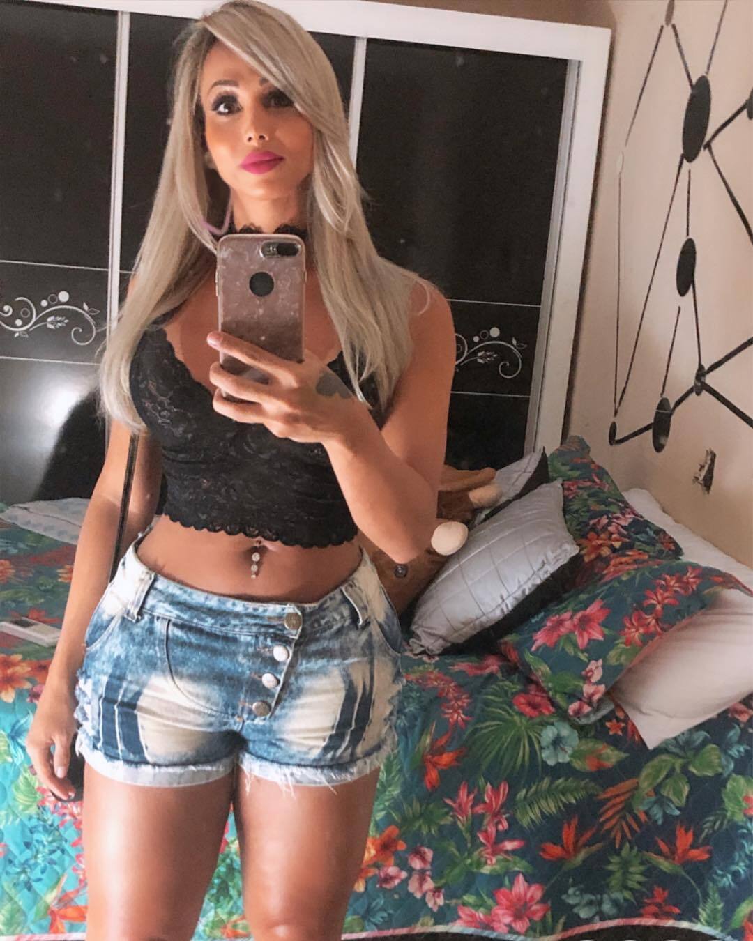 Aghata Ferraz 2 Photo 39