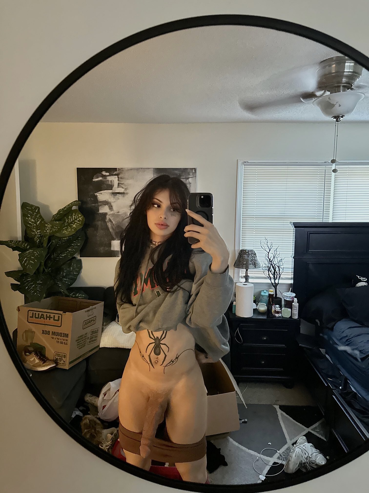 Kendal Luvxx Social Network Photo 1