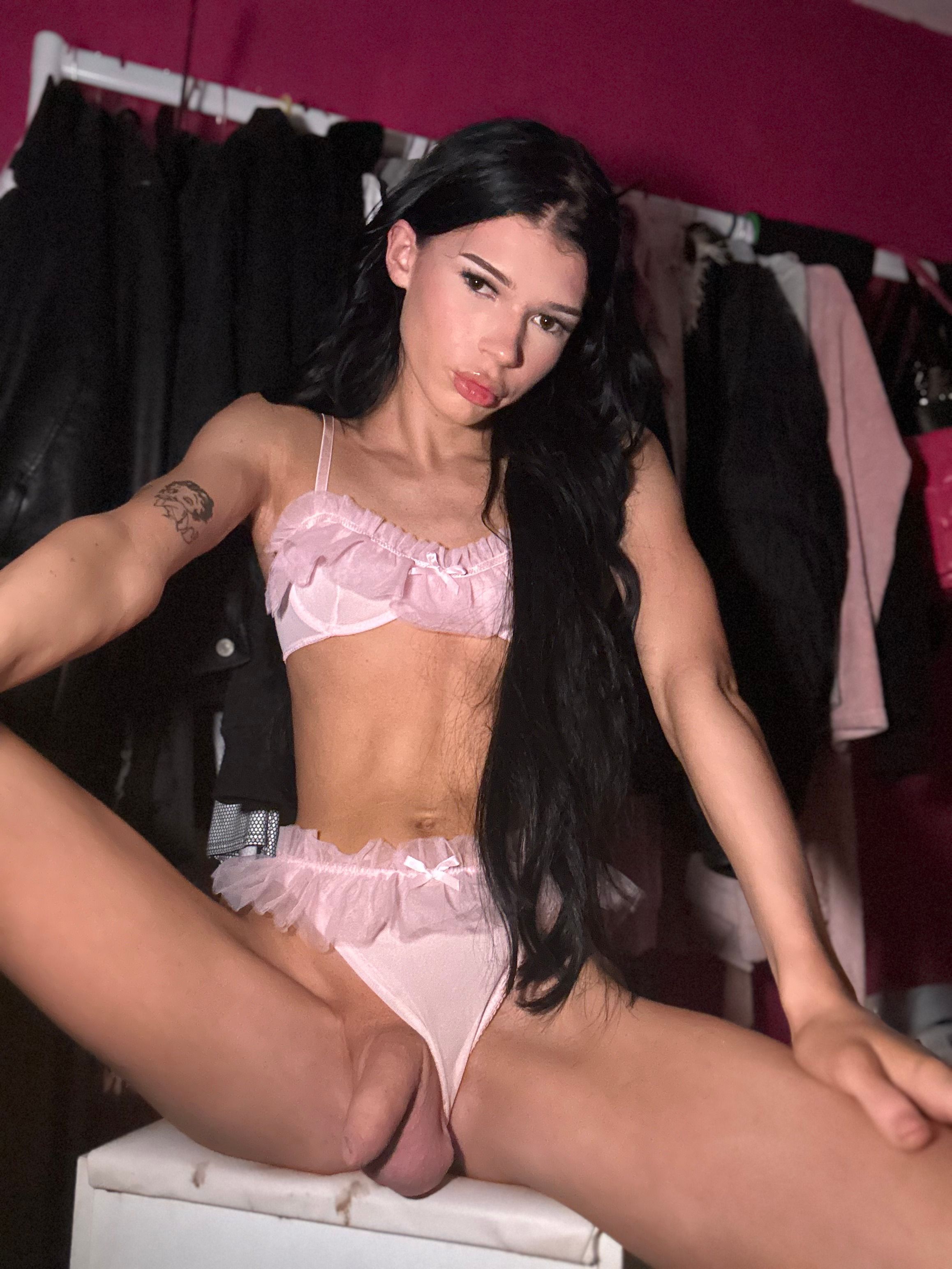 TS Mimi Mawh Social network - foto 47 - aShemaletube.com