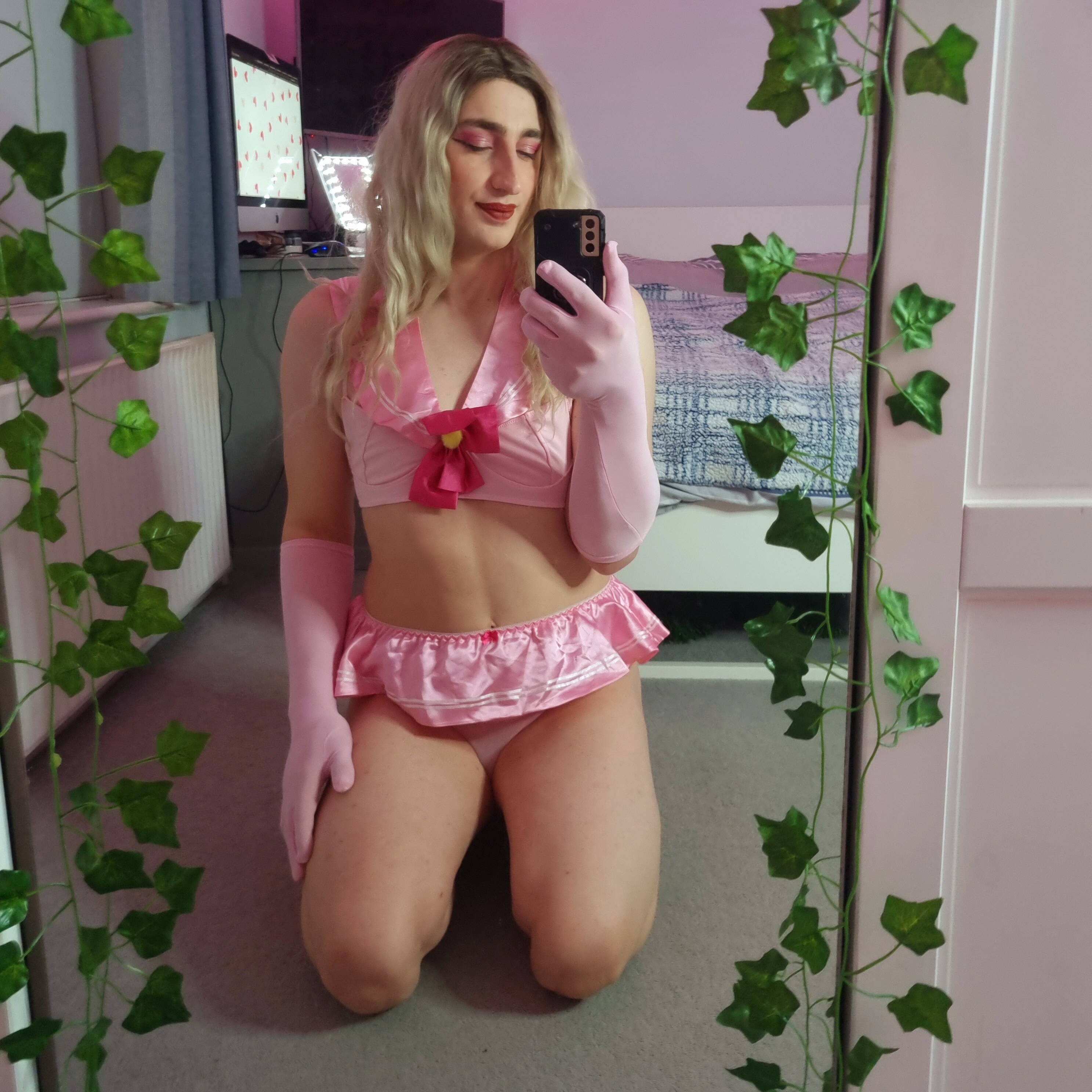 Stephs Lingerie Photo 2