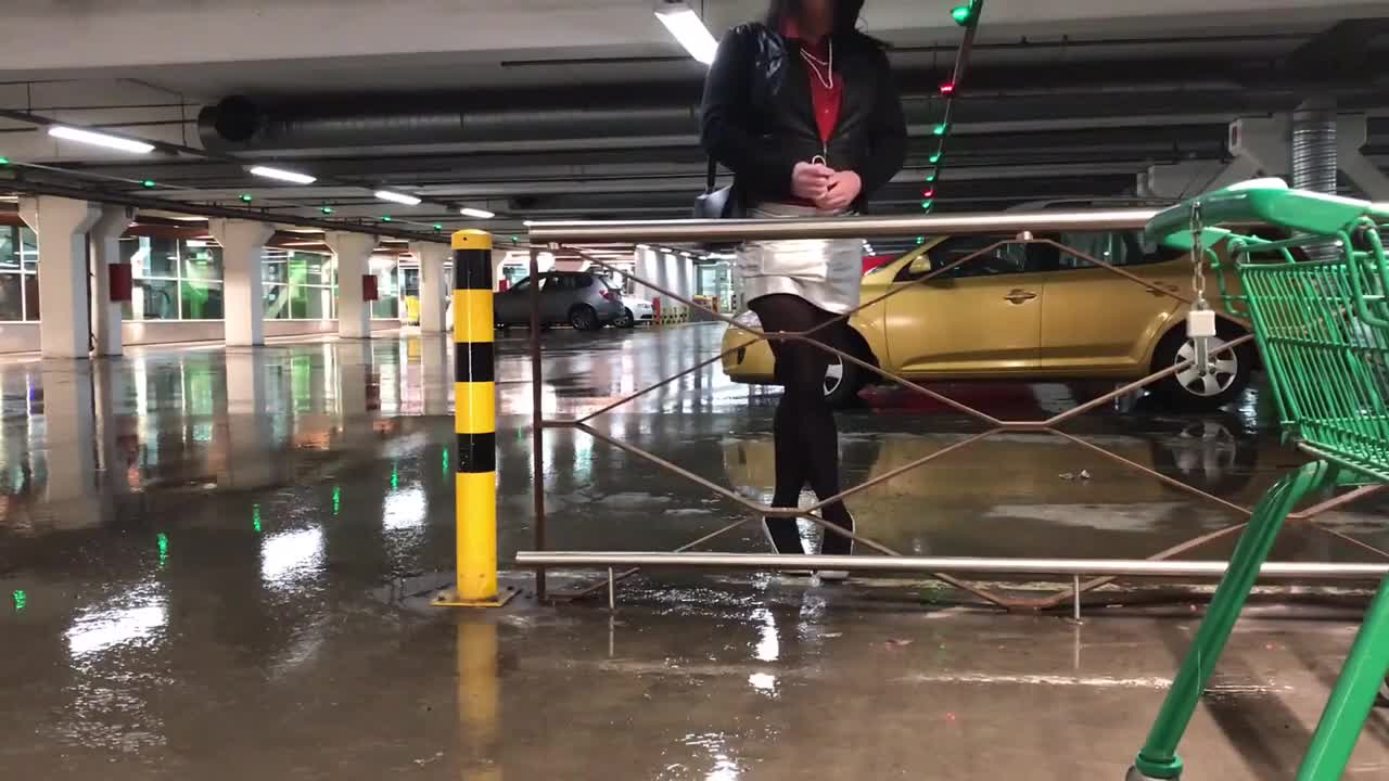 Crossdresser Selfexposed At Public Parking Lot