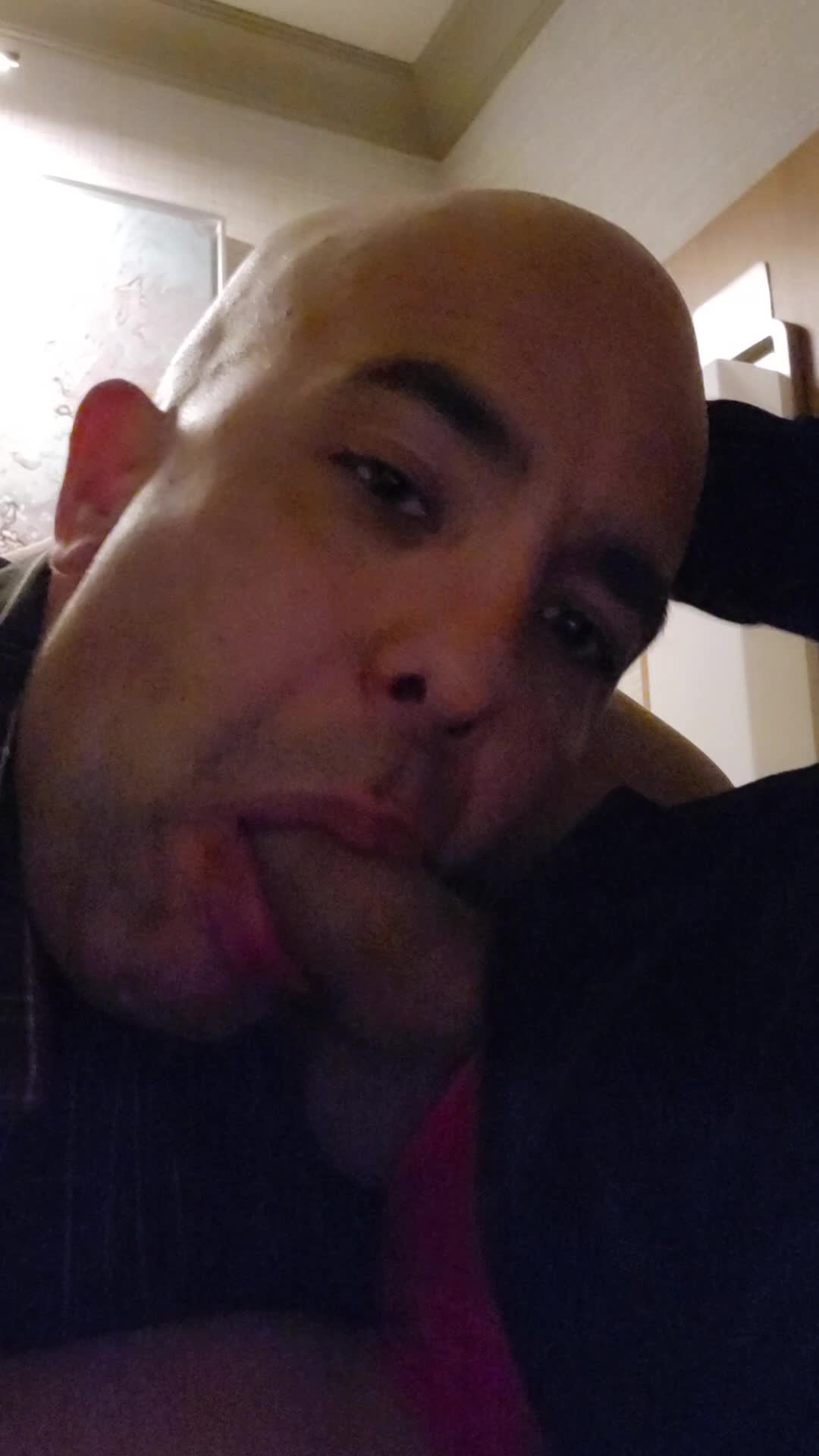 Hitting it big in Vegas - CD admirer hits the jackpot! - aShemaletube.com